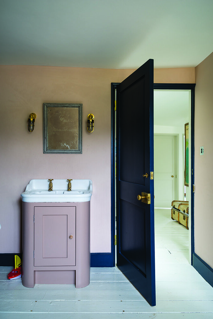 Farrow and Ball Pink Ground No. 202