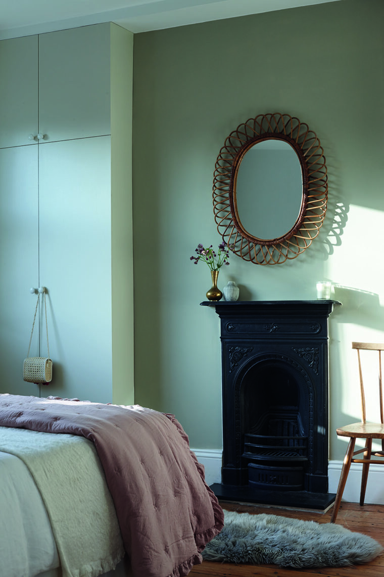 Farrow and Ball Shadow White No. 282